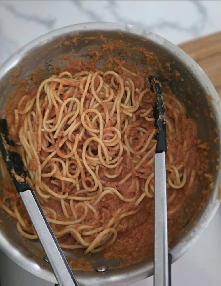 Recipe : Veggies-Packed Pasta Sauce - BC Dietitians